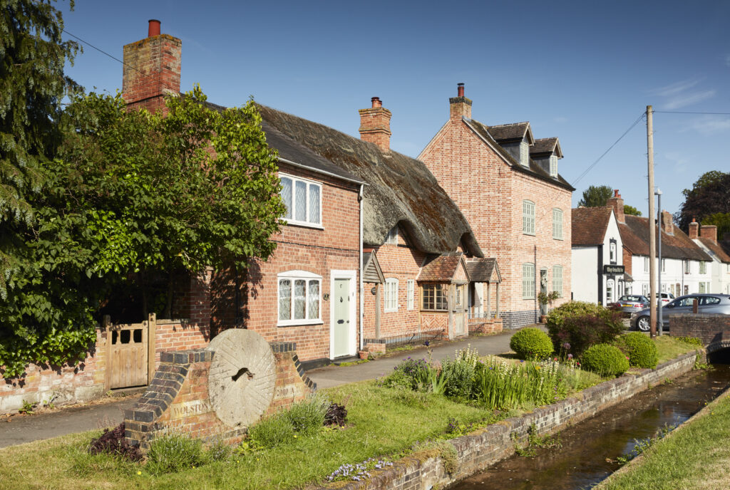 Why Wolston is the Perfect Place for Families to Call Home | Spitfire Homes